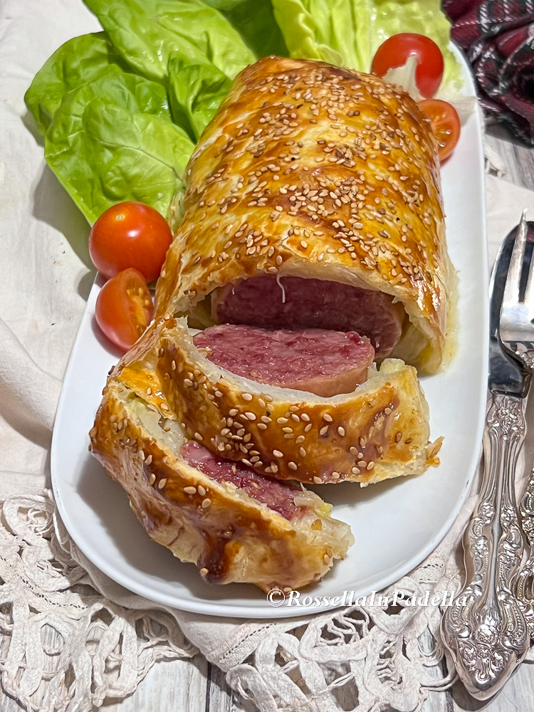 COTECHINO IN CROSTA DI PASTA SFOGLIA