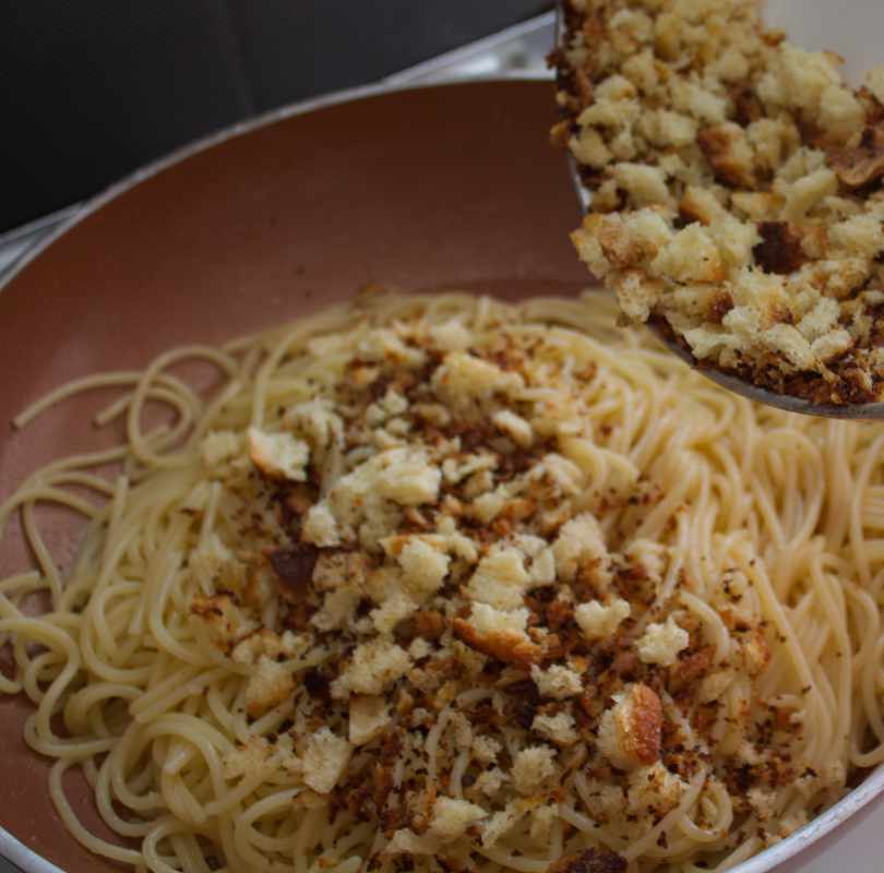 SPAGHETTI CON COLATURA DI ALICI - Life & blog