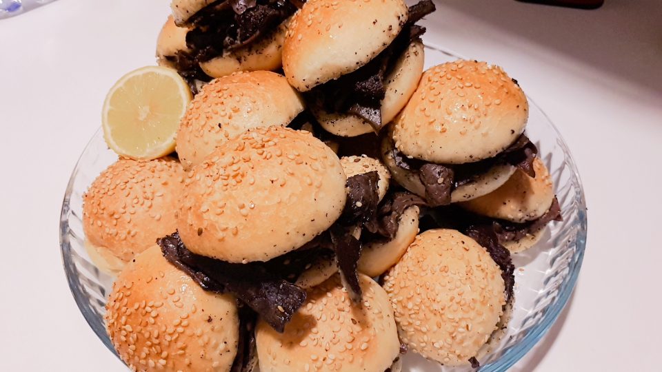 Panino con milza o Pane ca' meusa - Ricetta Siciliana • Sale & Zucchero