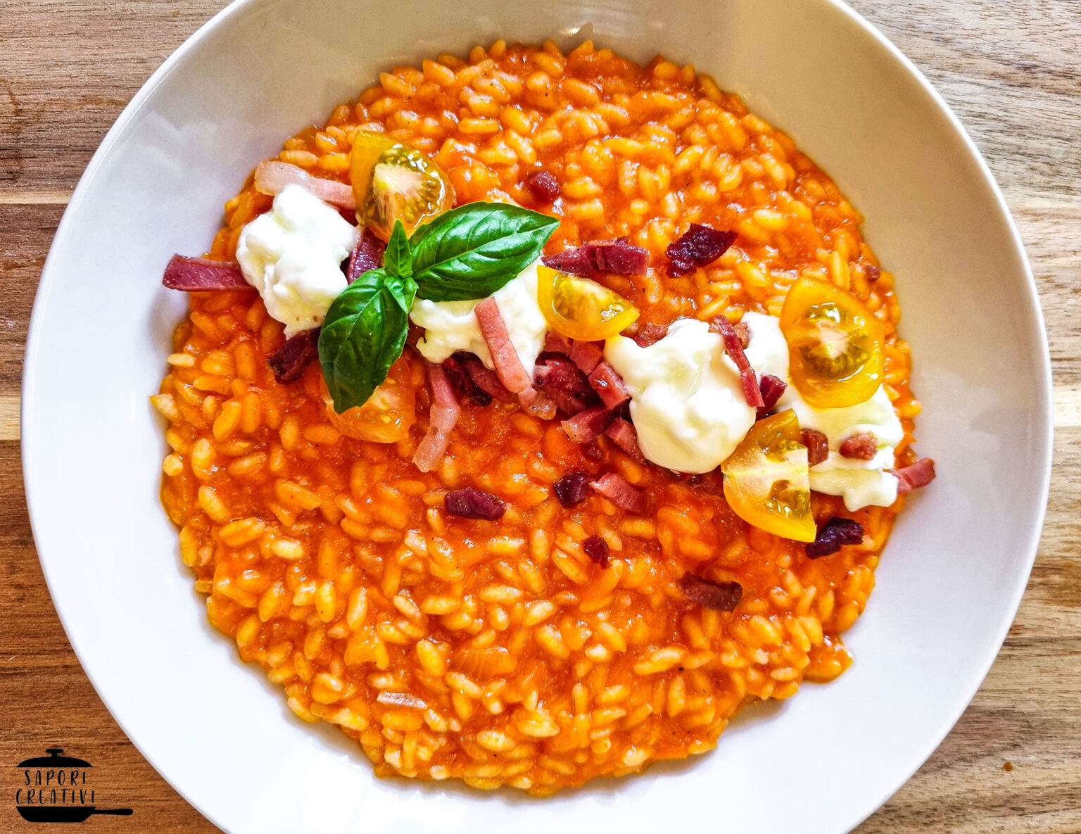 Risotto peperoni, speck croccante e squaquerone - SAPORI CREATIVI