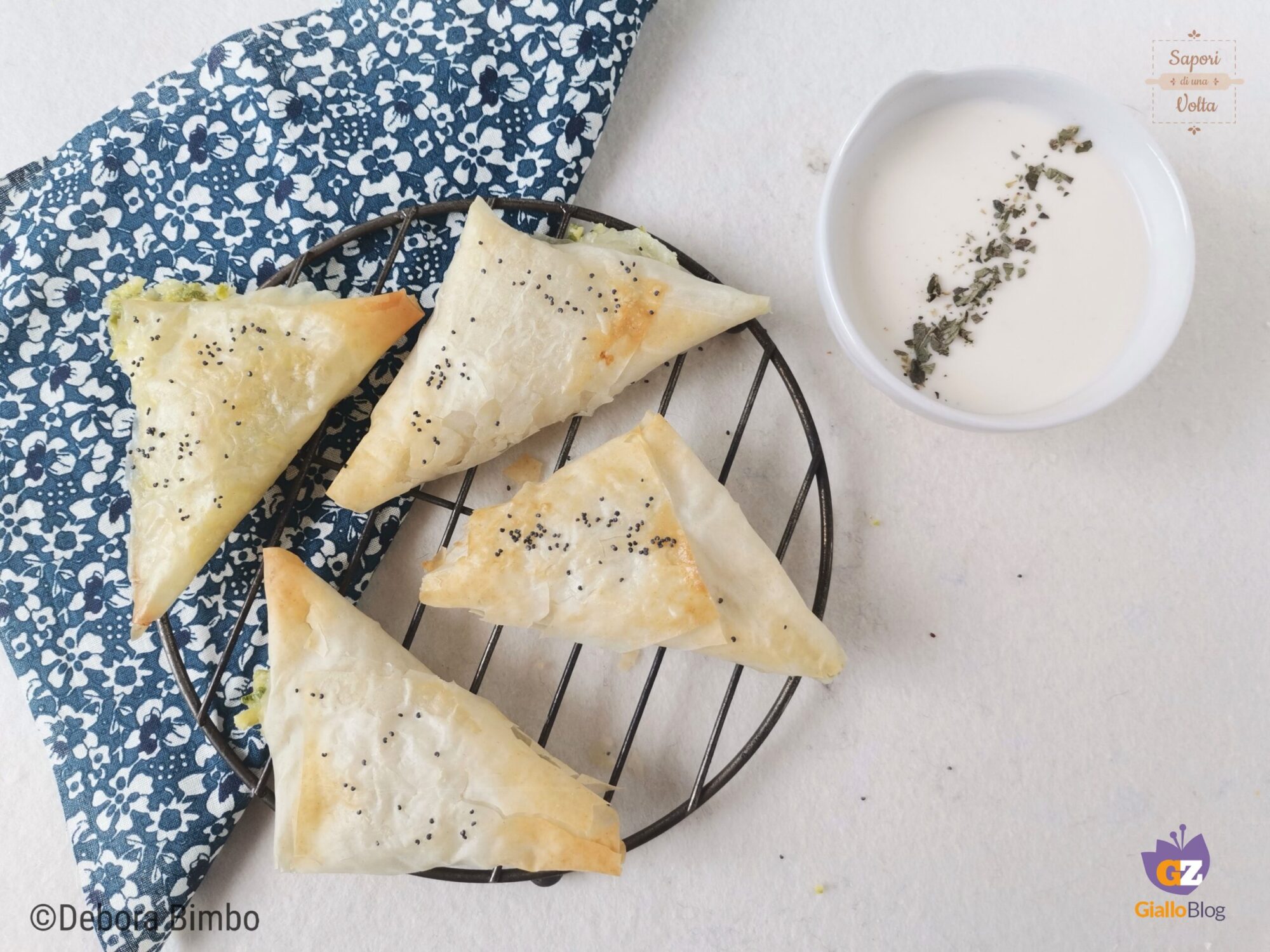 Triangoli di pasta fillo - ricetta vegetariana - Sapori di una volta