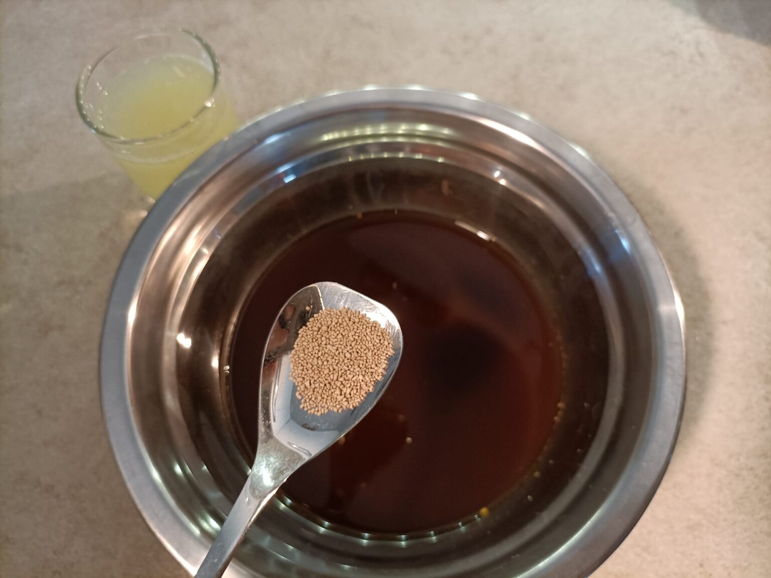 Ginger Beer ricetta fatta in casa. Bevanda a base di zenzero