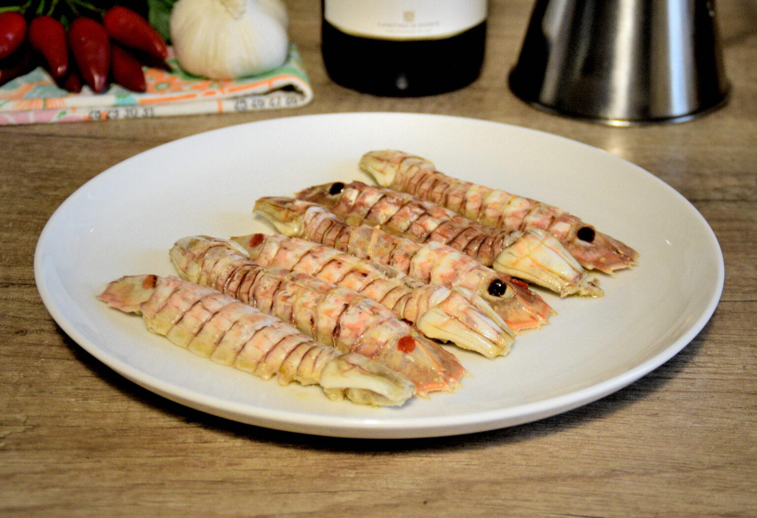Canocchie in padella: cotte in 5 minuti. Ricetta delle cicale di mare