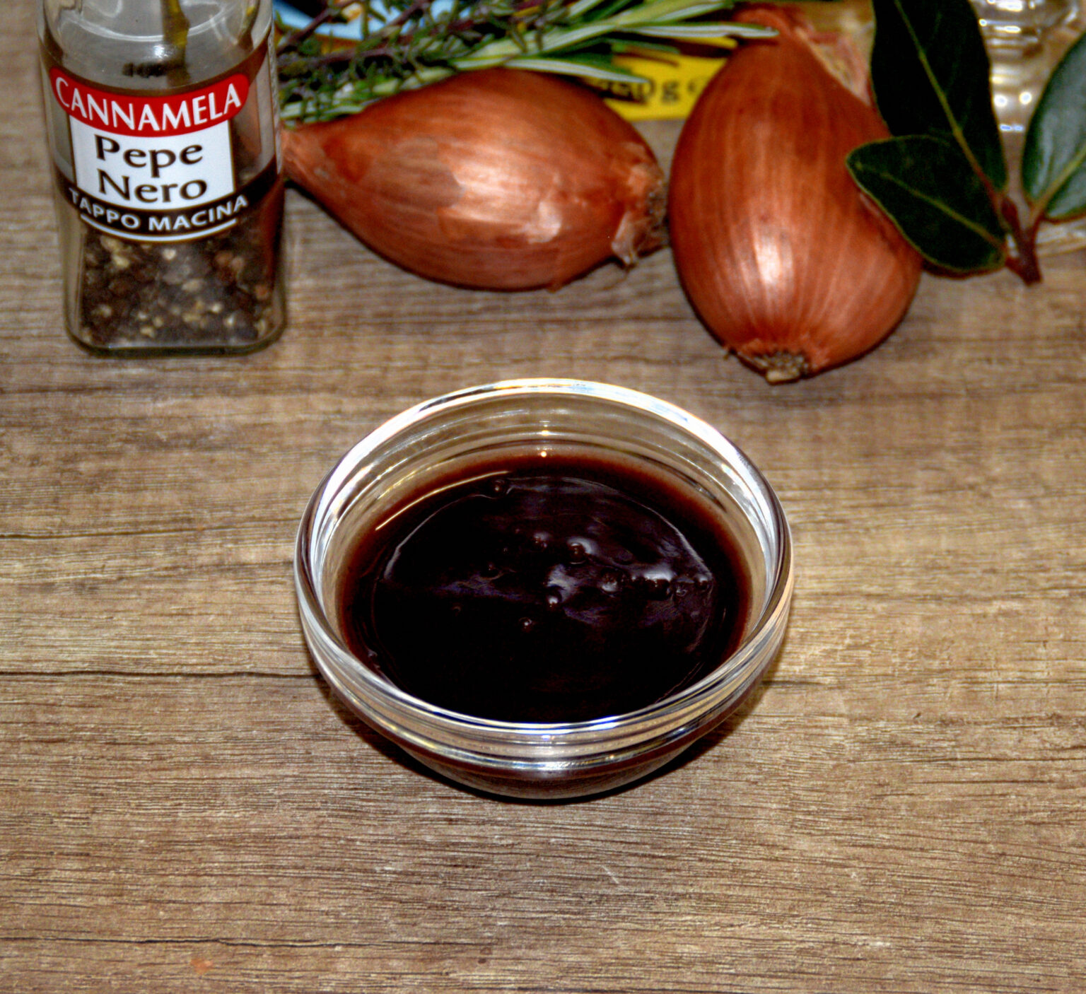 Salsa al vino rosso ricetta