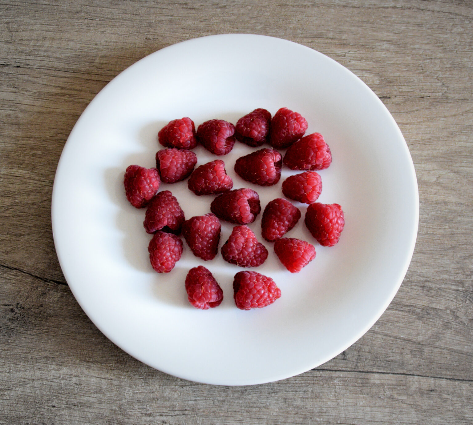 Franuí: ricetta dei lamponi ricoperti di cioccolato
