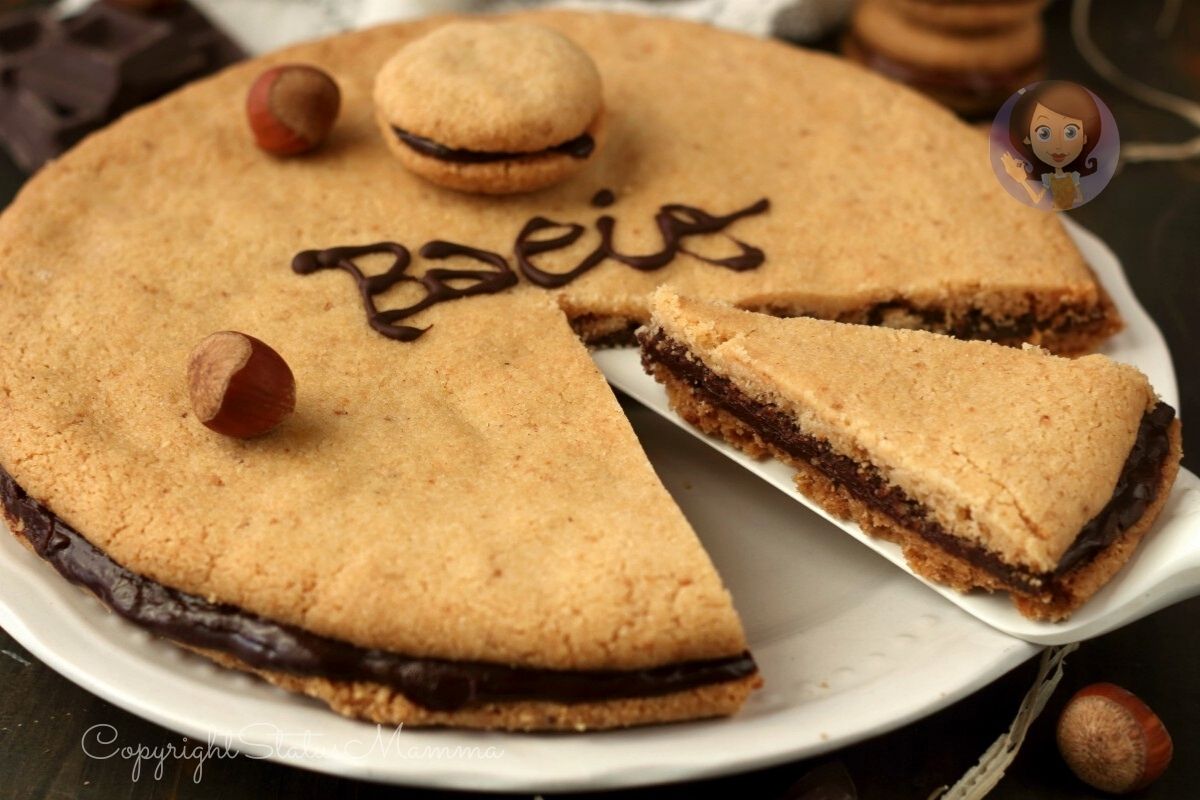 COME FARE LA TORTA BACIO ALLE NOCCIOLE