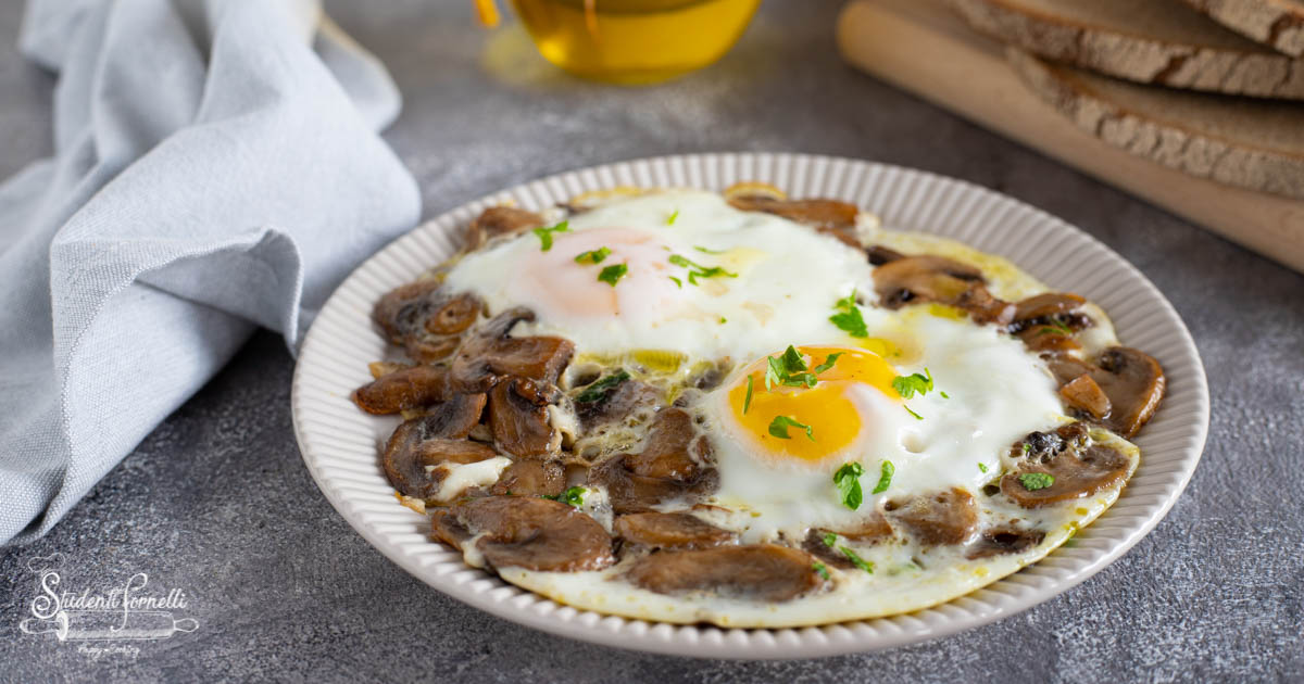 UOVA CON FUNGHI IN PADELLA (Ricetta Veloce per Cuocere le Uova)