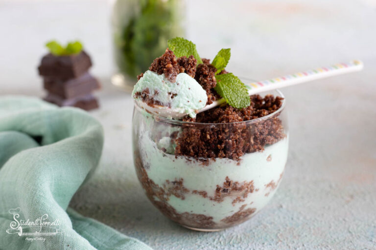 COPPETTE CHEESECAKE ALLA MENTA (Ricetta Veloce Senza Cottura)