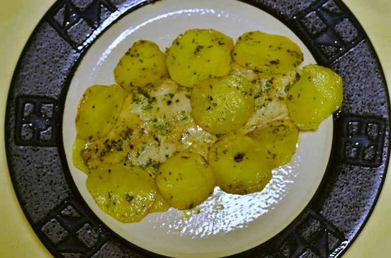 Filetti di Ricciola con Patate al forno - Sud Italia in Cucina
