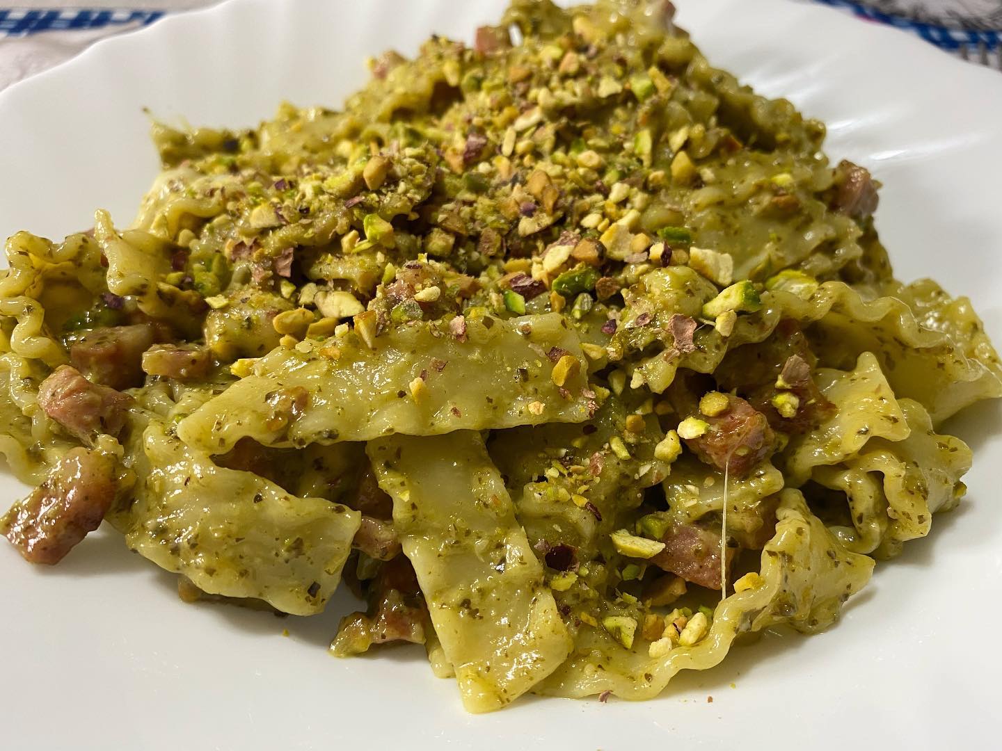 Mafalde con mortadella e pesto ⋆ Sunday Food