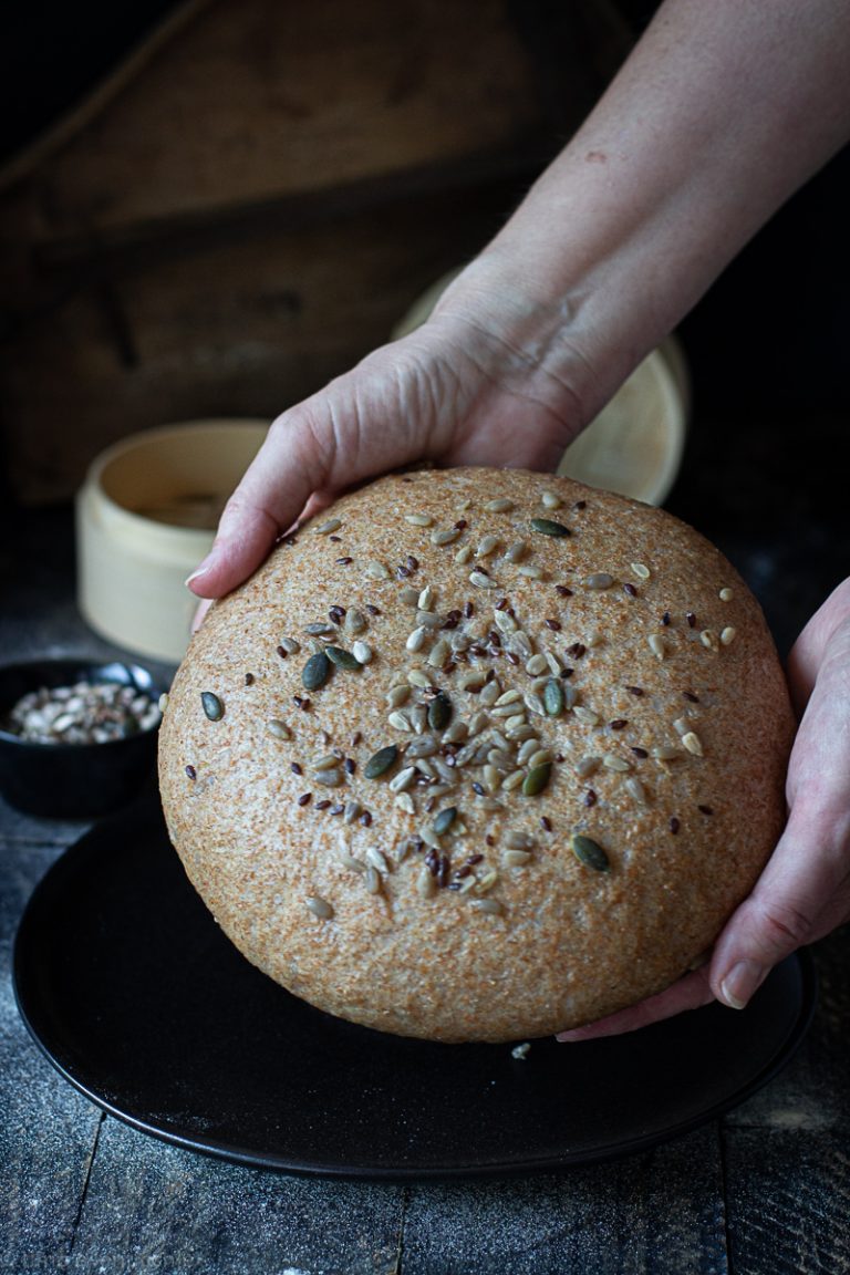 Pane al vapore con semi - Timo e lenticchie