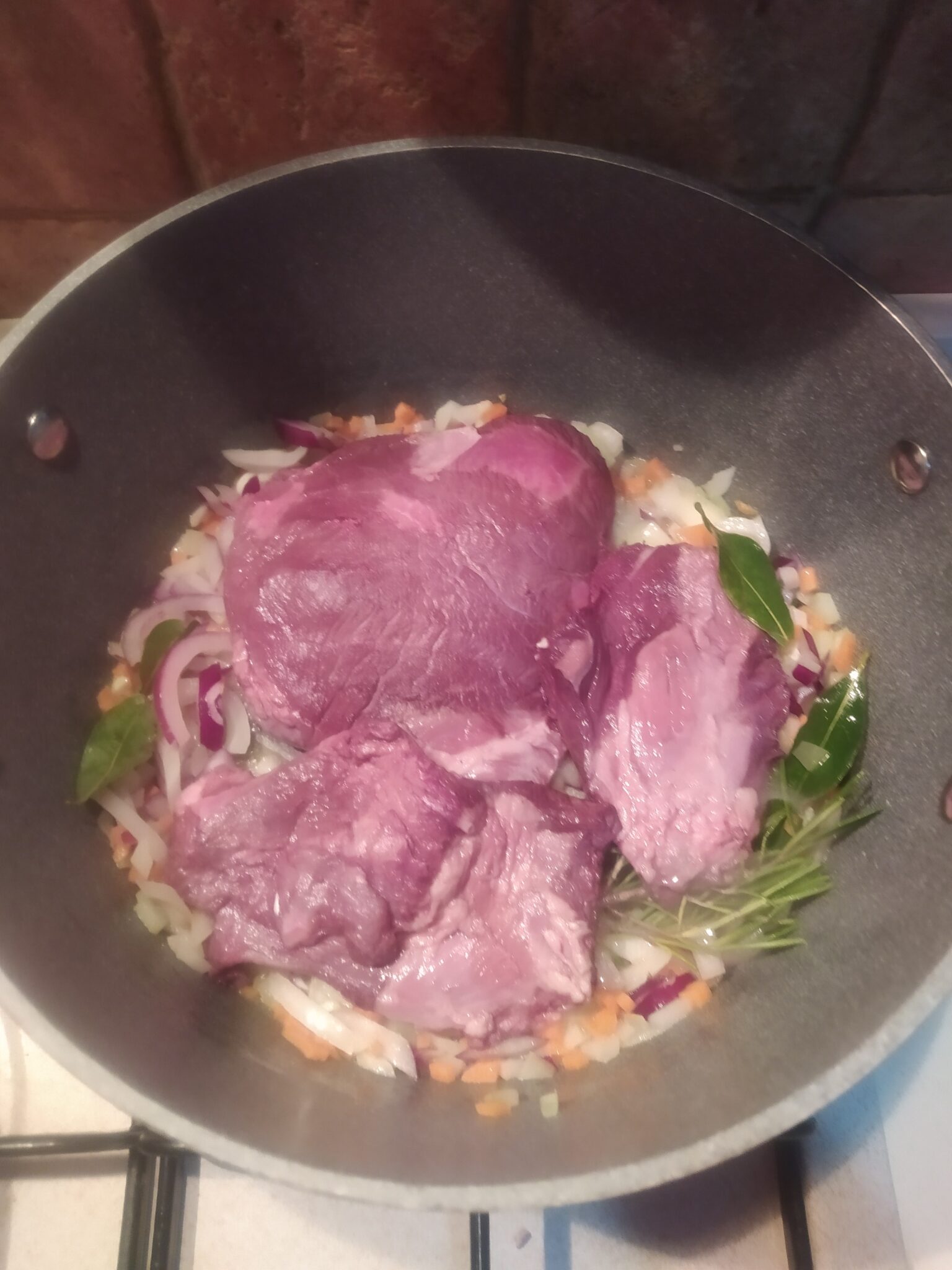 Guancia brasata! La ricetta perfetta per una guancia tenera e succulenta!