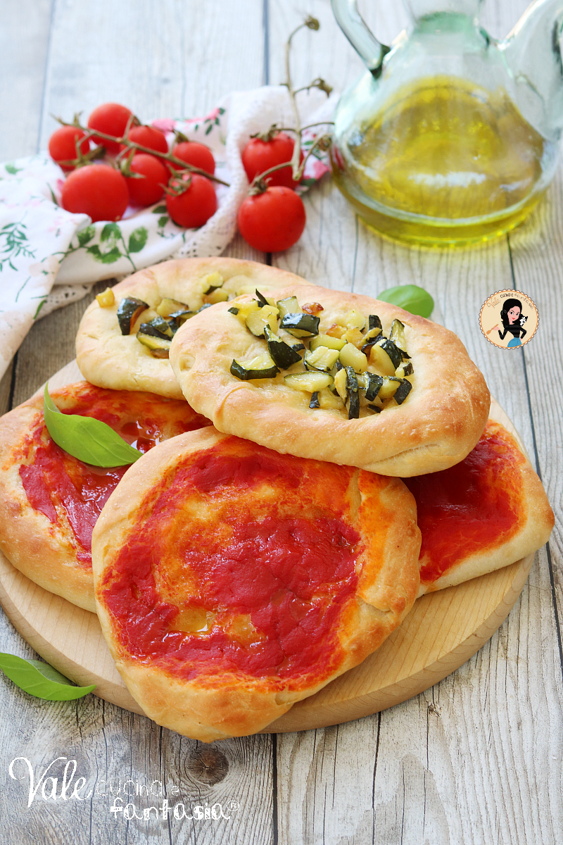 PIZZETTE DEL BAR MORBIDISSIME ricetta pizzette fatte in casa