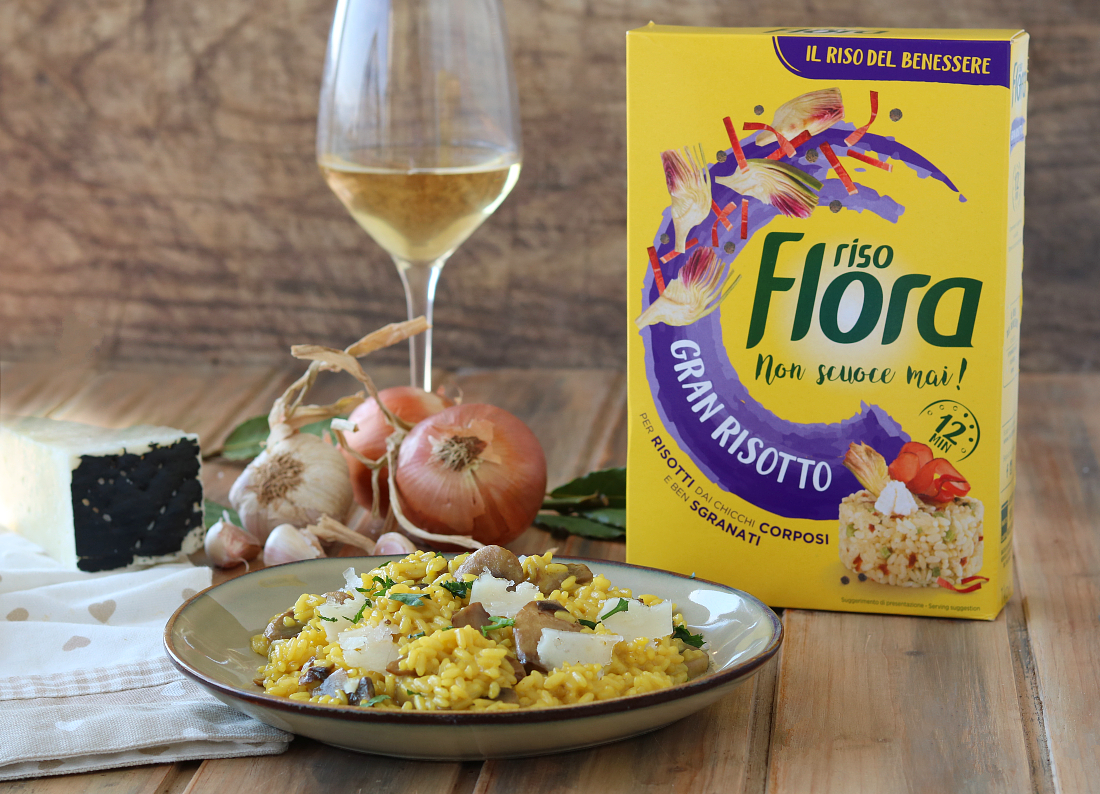 Risotto allo zafferano con funghi e pecorino ricetta facile