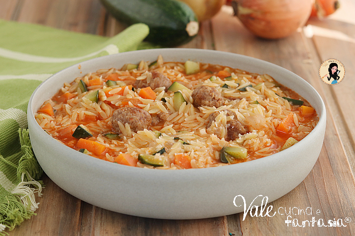 Minestra con polpette e verdure ricetta minestrina con polpettine