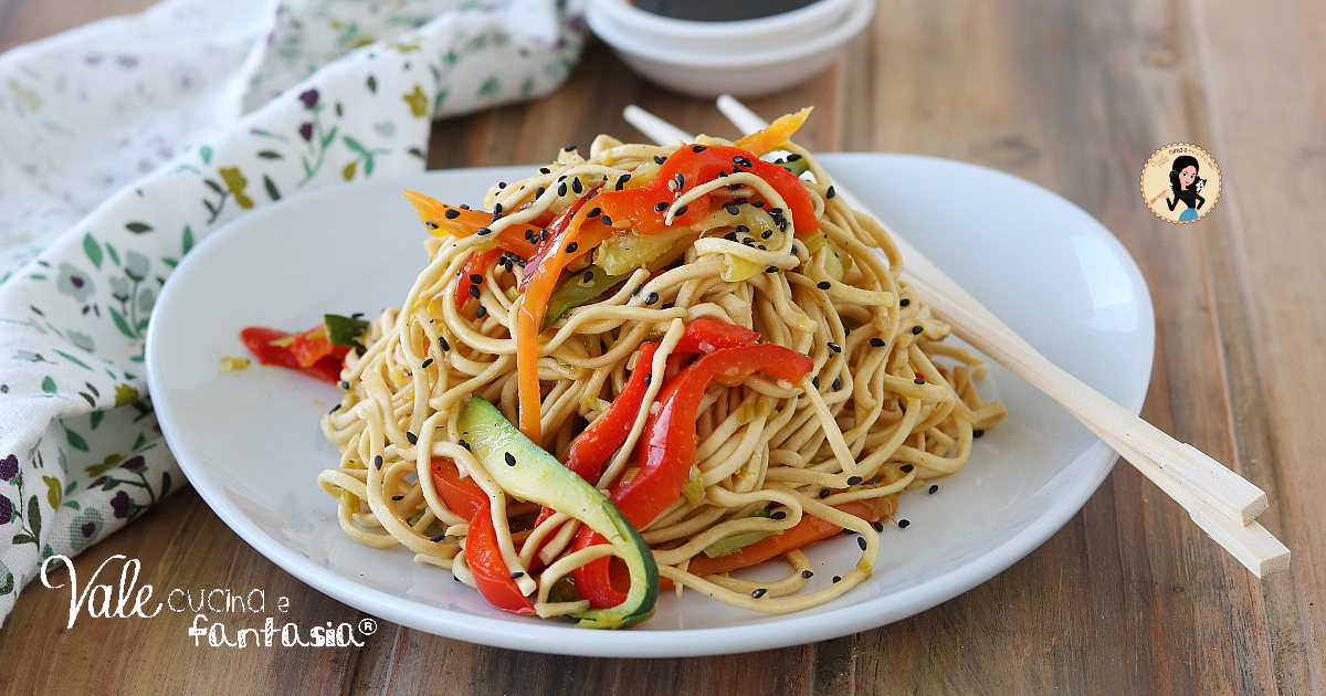 Noodles alle verdure una ricetta facile e gustosa