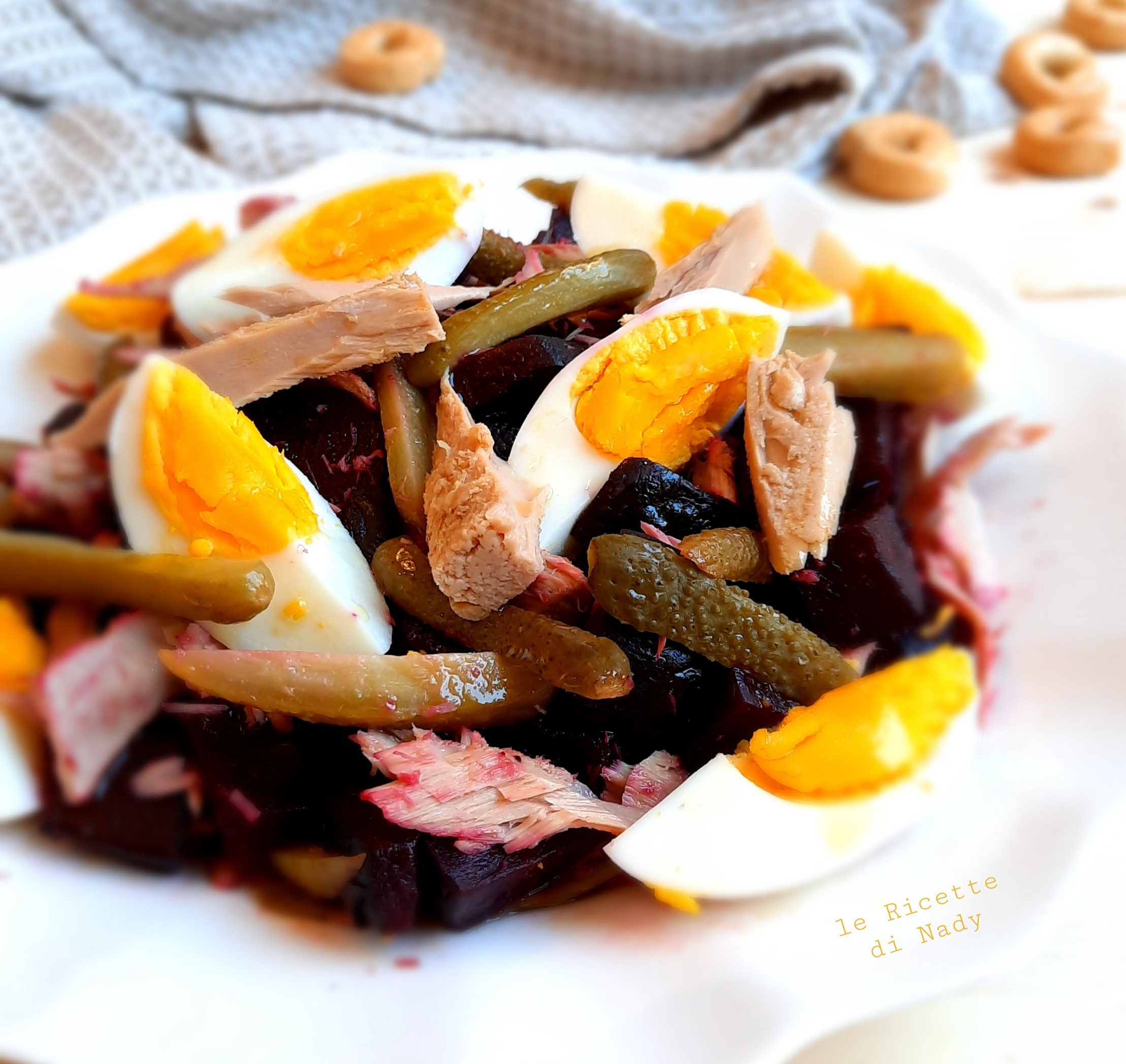 Insalata di Barbabietole Tonno Uova e cetriolini - Le Ricette di Nady ...