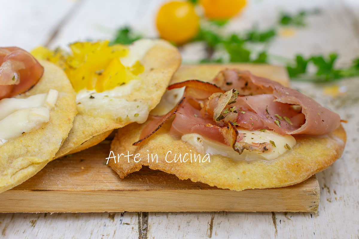 PIZZETTE di SEMOLA pronte in pochi minuti