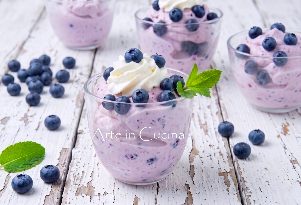 FROZEN YOGURT ai MIRTILLI: dessert fresco senza gelatiera