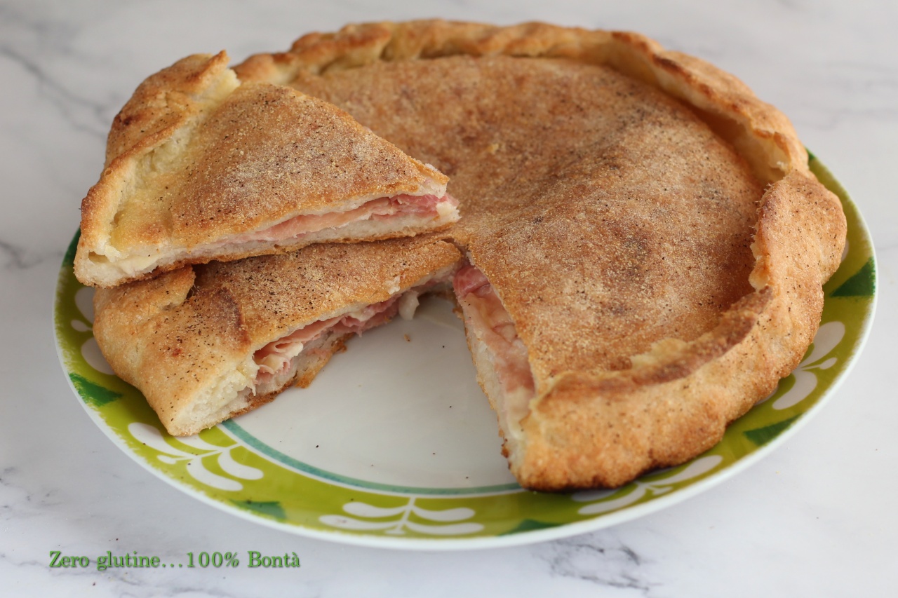 Pizza ripiena di prosciutto e scamorza - Mary Zero glutine...100% Bontà
